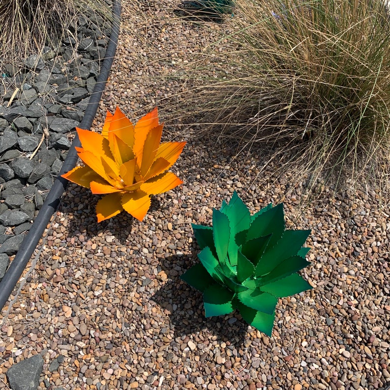 Decorative Metal Plant Agave-Garden Art – sususummer.com