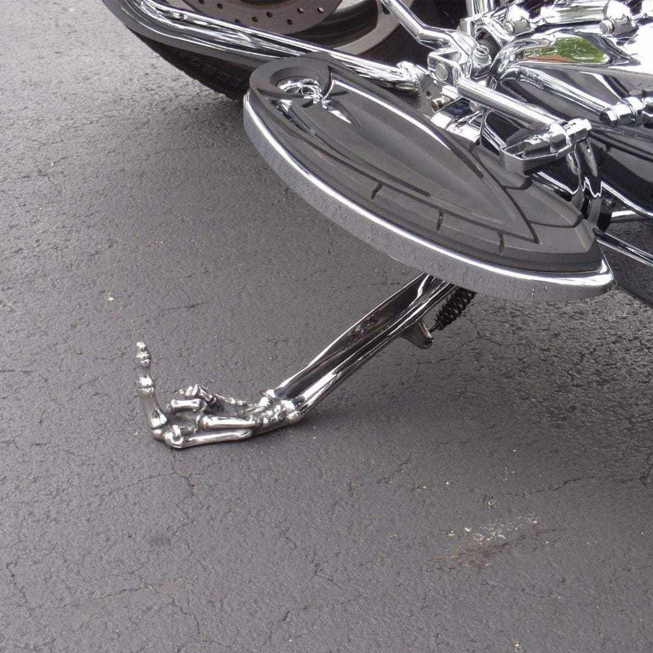Skeleton Paw With Middle Finger Motorcycle Kickstands – sususummer.com